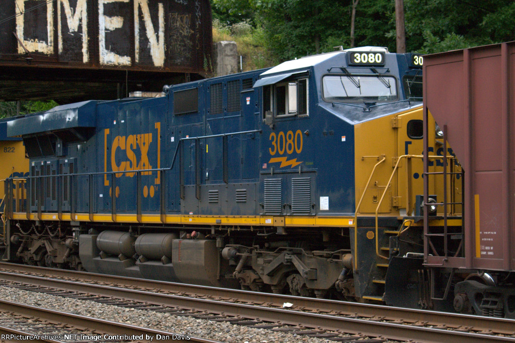CSX ES44AH 3080 trails on K069-12